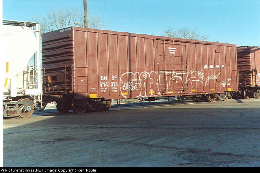 BNSF boxcar